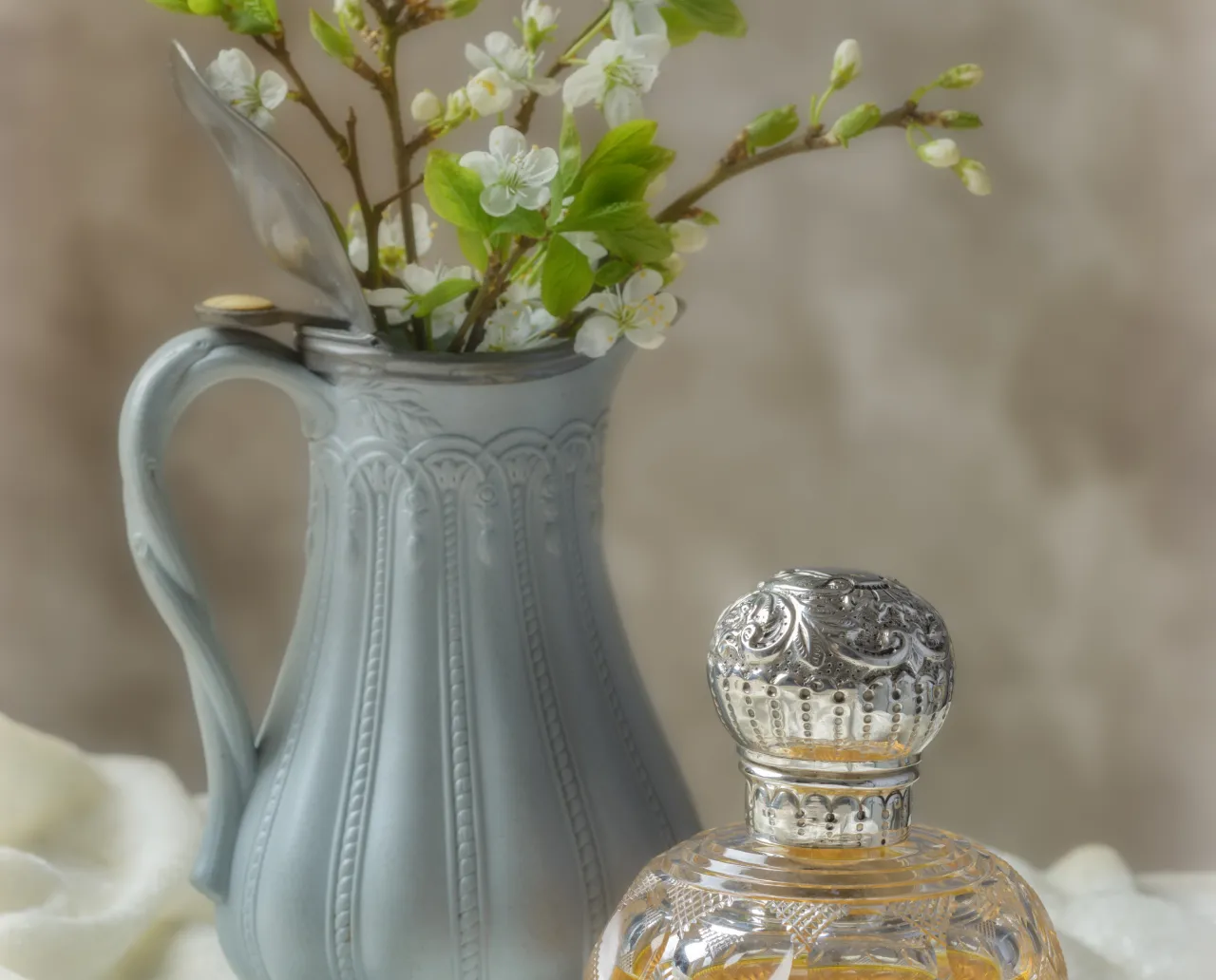 Pewter RGB, CMYK, HEX Color Codes and Color Meaning